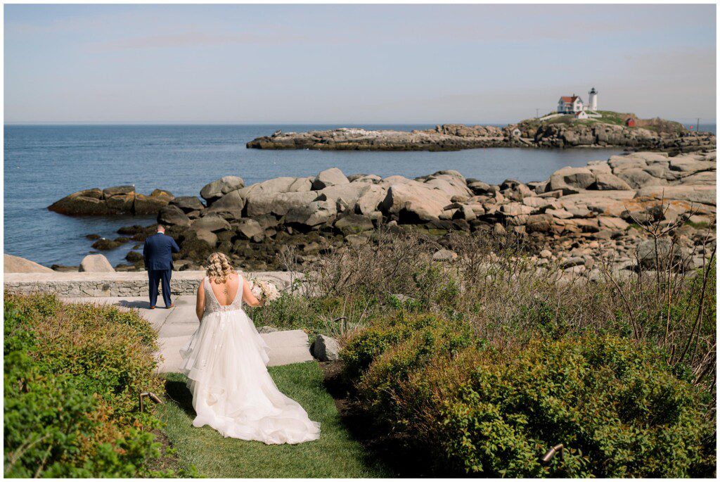 Viewpoint Hotel Wedding in York Maine | Hailey & Michael